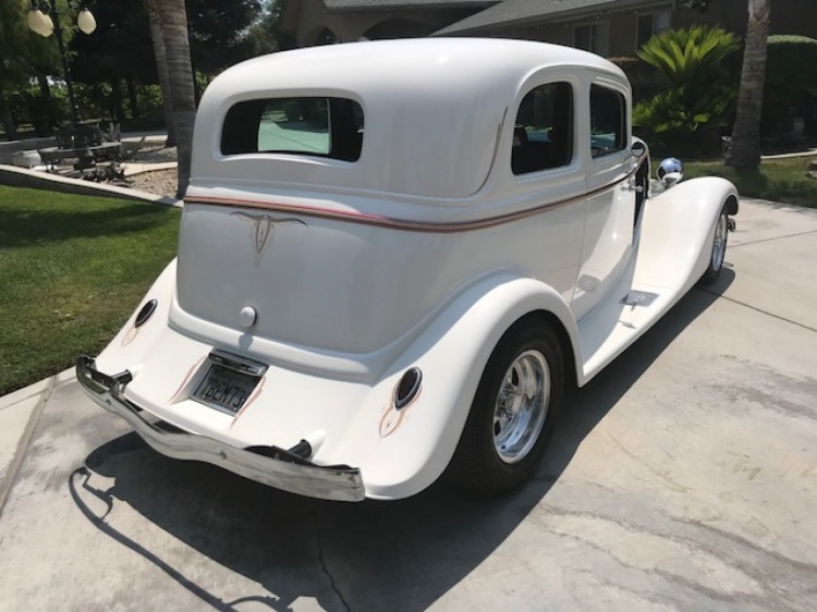 MAG Auctions » [381] 1933 Ford Vicky 2 door sedan custom